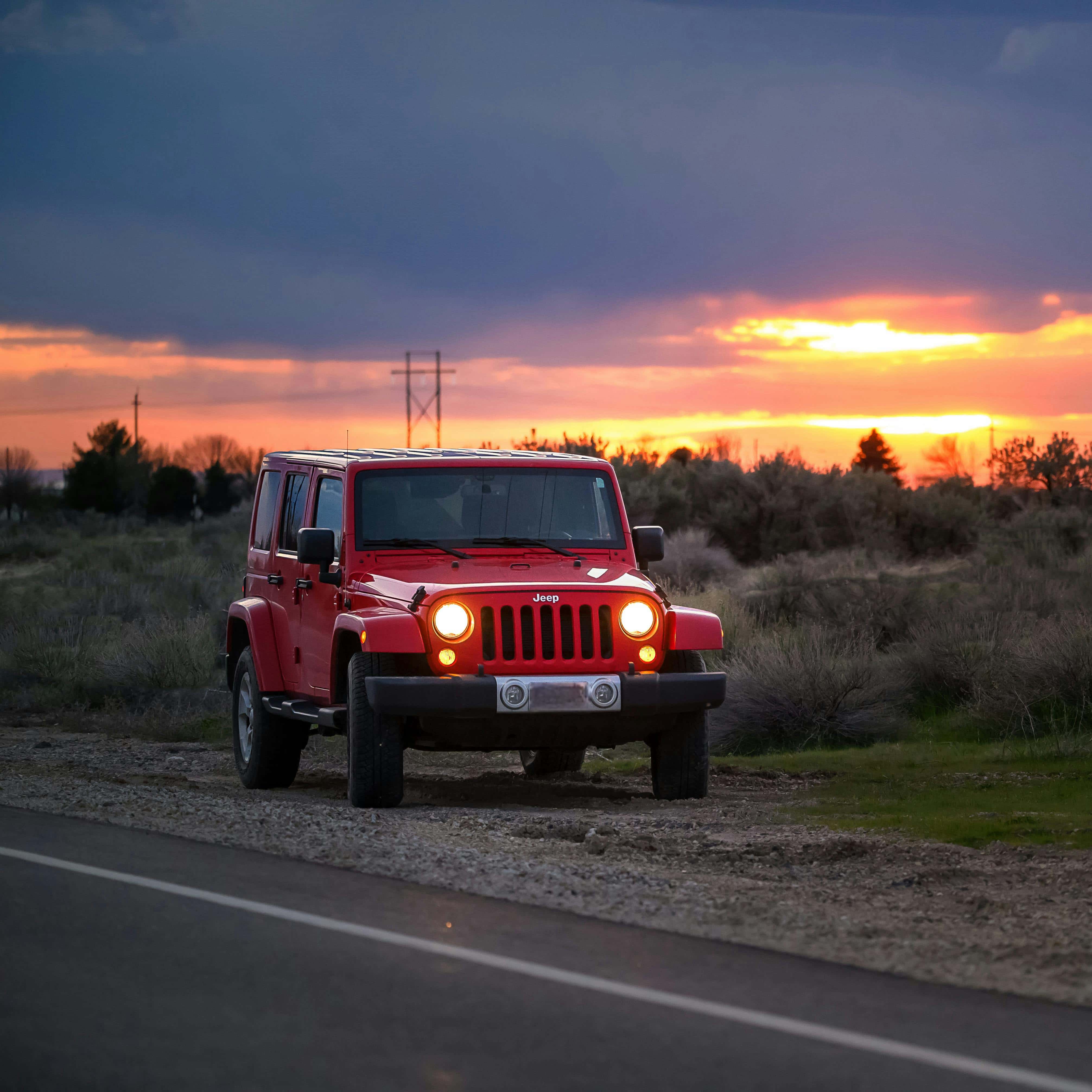 Upgrade Jeep Wrangler Lighting: Expert LED Headlight Guide - RIMTHIN